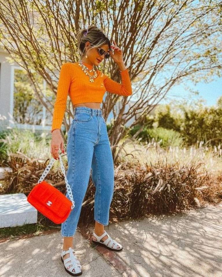 Roupas coloridas - confira looks para arrasar em qualquer ocasião