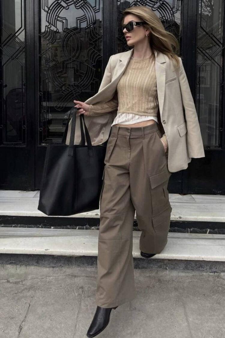 Calça cargo feminina: Como usar a tendência mais quente