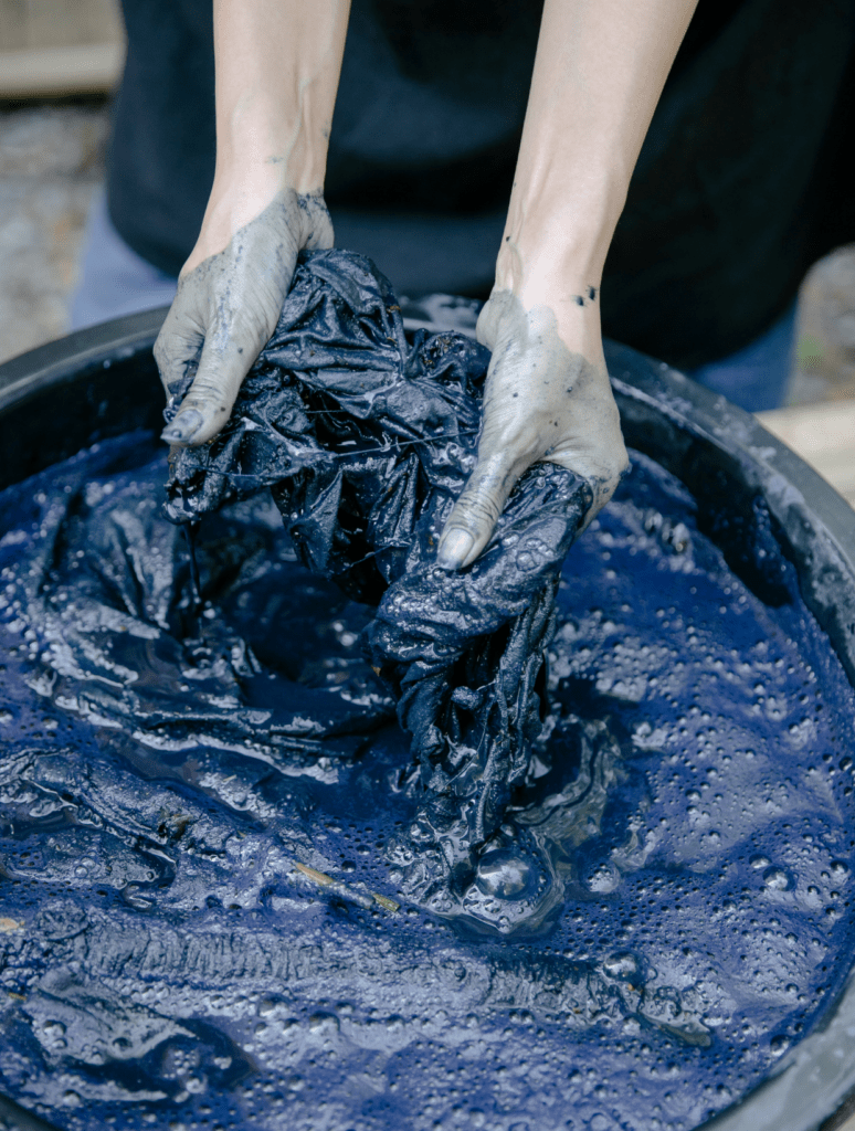 Como não desbotar a roupa: Mantenha suas peças vibrantes