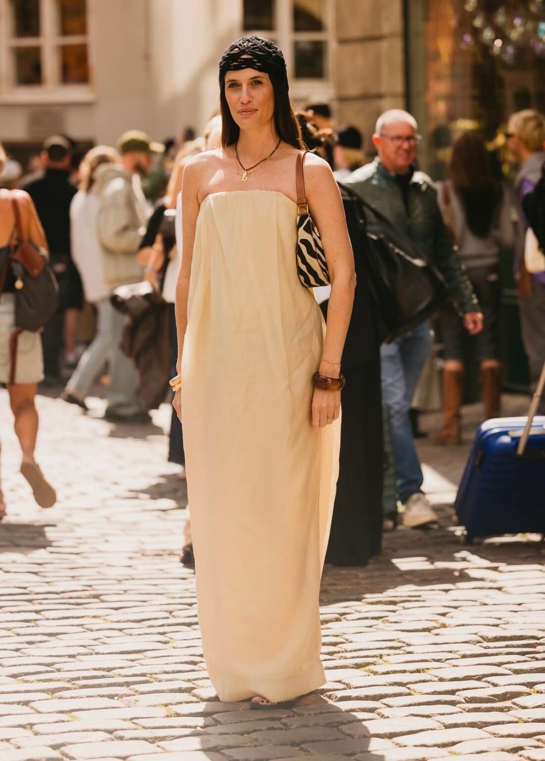 Looks com touca de crochê adulto: febre entre fashionistas